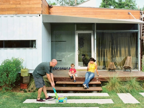 Cordell House: A Shipping Container Marvel in Houston, Texas – Hybrid ...